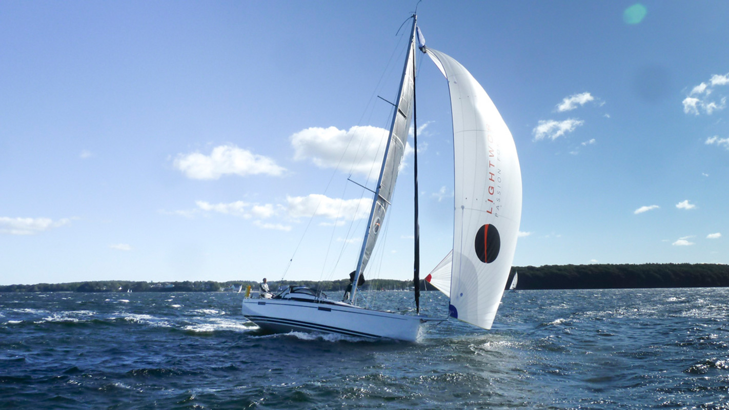 Arcona 385, Lightworks, on test